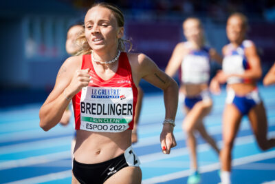 Ein FPÖ-Mann hatte auf Caroline Bredlinger geschossen. Jetzt fährt sie ...